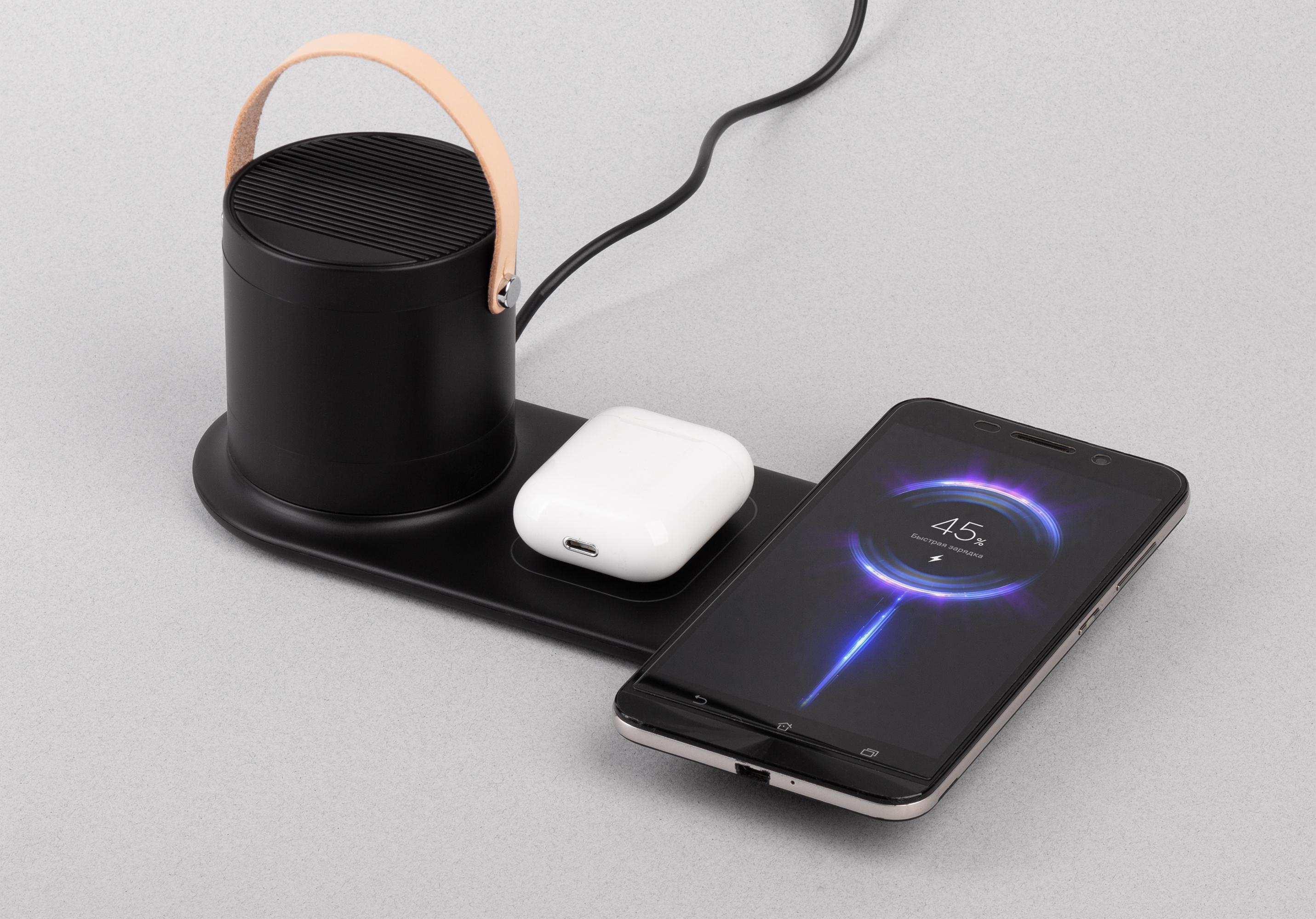 Настольная беспроводная (15W) зарядная станция "Blacksmith" с bluetooth ...
